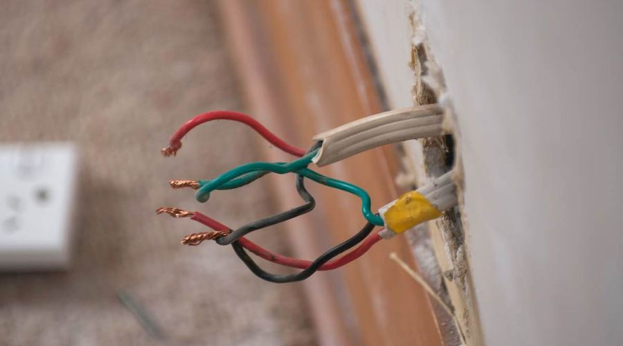 Telltale Signs of an Electrical Wiring Problem - Mr. Air AC & Electrical